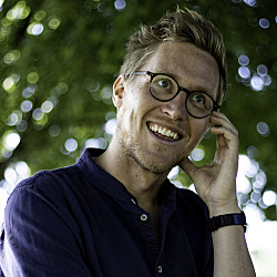 Intimkoncert med Mads Kronborg